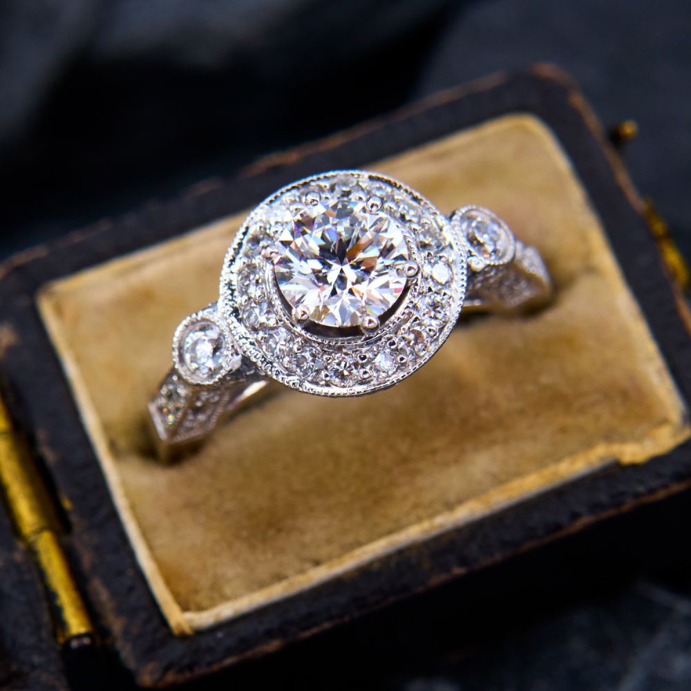 .73CT E/VVS2 Lab Grown Diamond in Contemporary Diamond Mounting 14K Gold