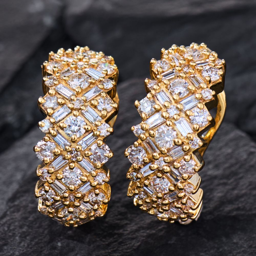 Sparkling Diamond Drop Earrings 14K Yellow Gold